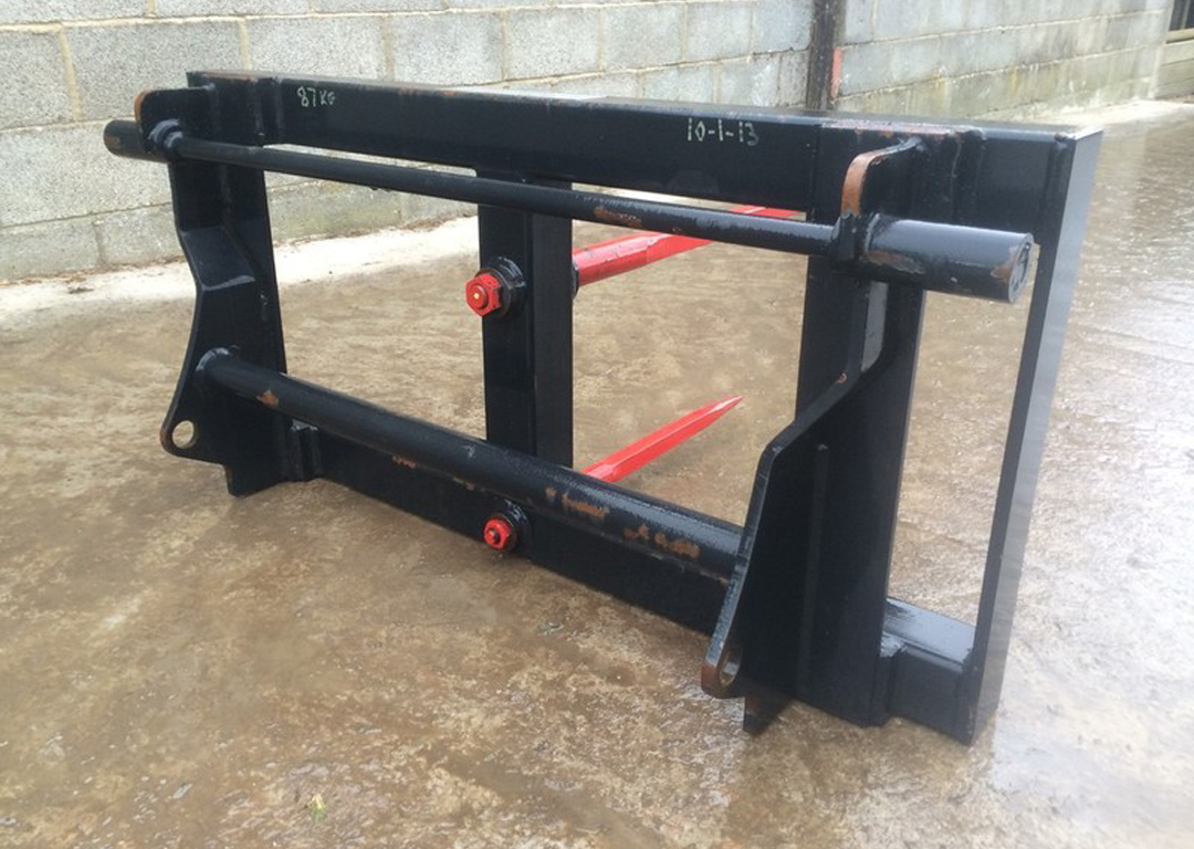 bale_spike_3 | Blackdown FarmServices