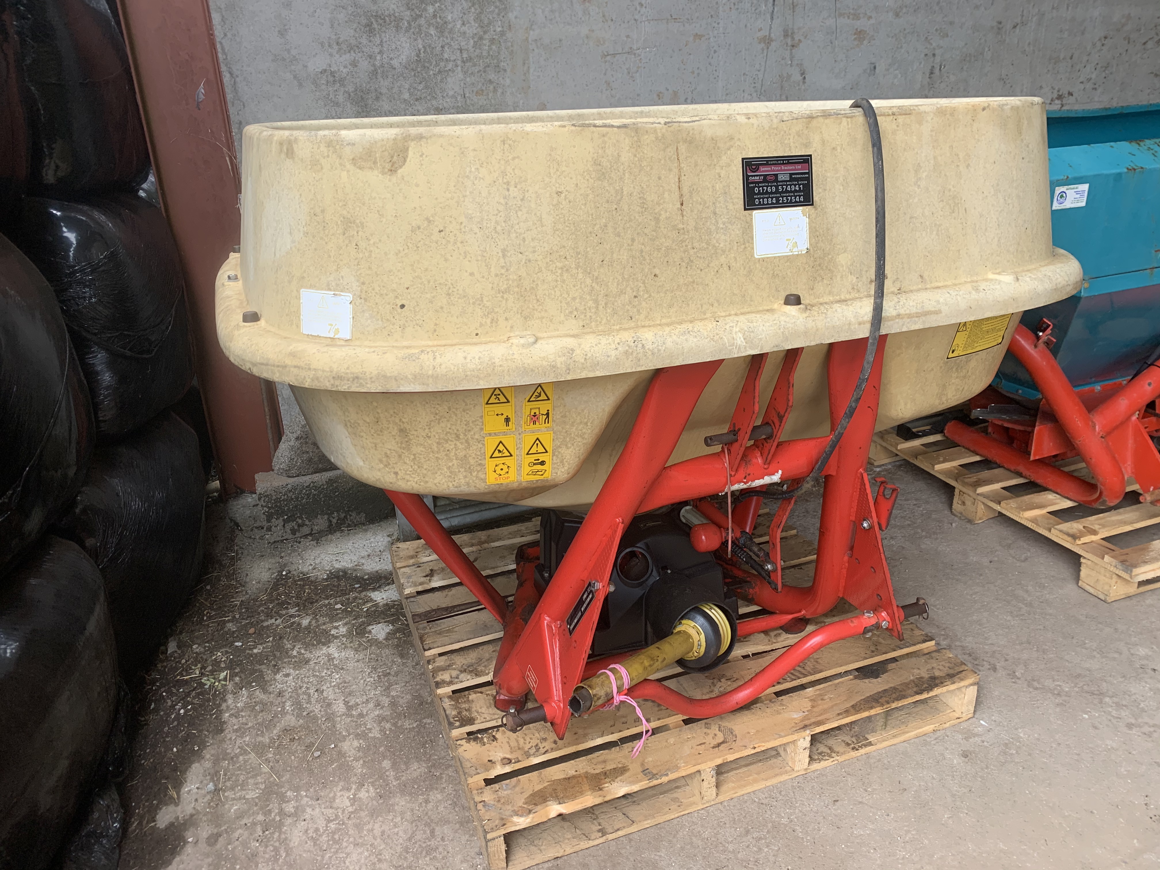 Vicon Fertiliser Spreader | Blackdown FarmServices