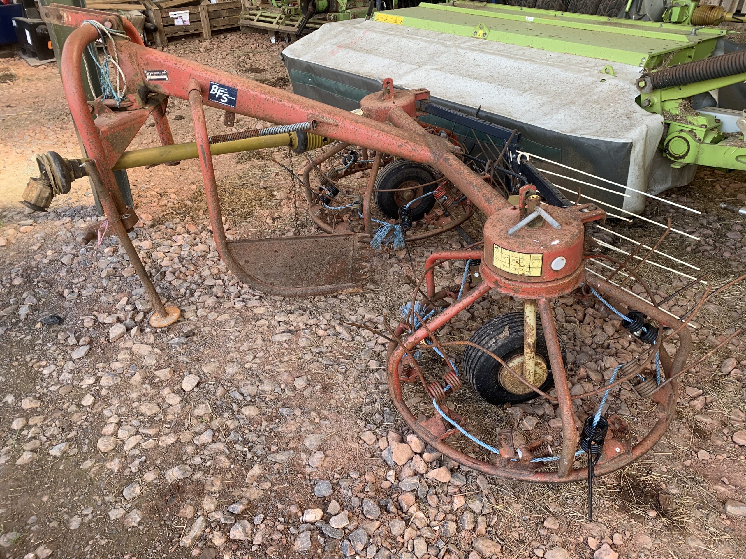 PZ 300 Haybob | Blackdown FarmServices